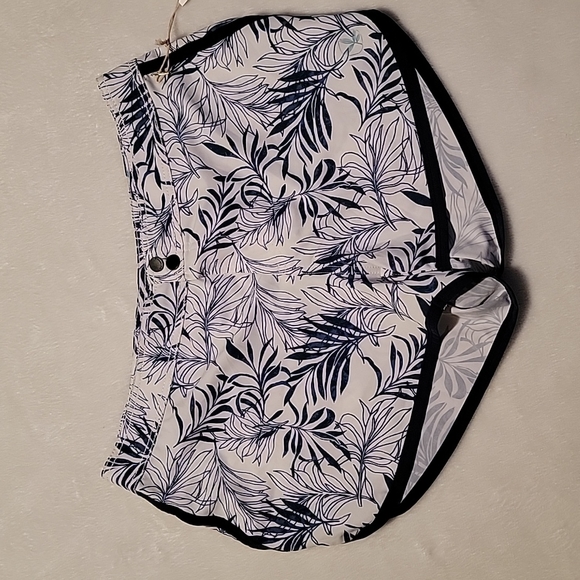 Carve Designs | Shorts | Carve Design Board Short | Poshmark